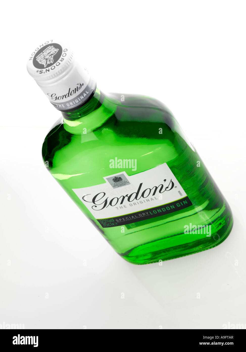 Gin bottles hi-res stock photography and images - Alamy