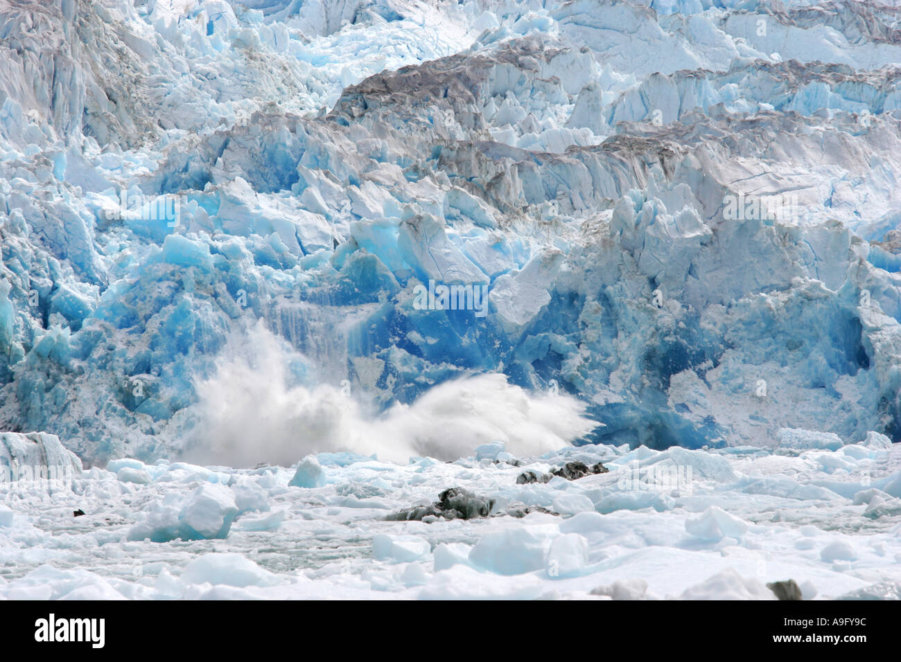Ice falling glacier hi-res stock photography and images - Alamy