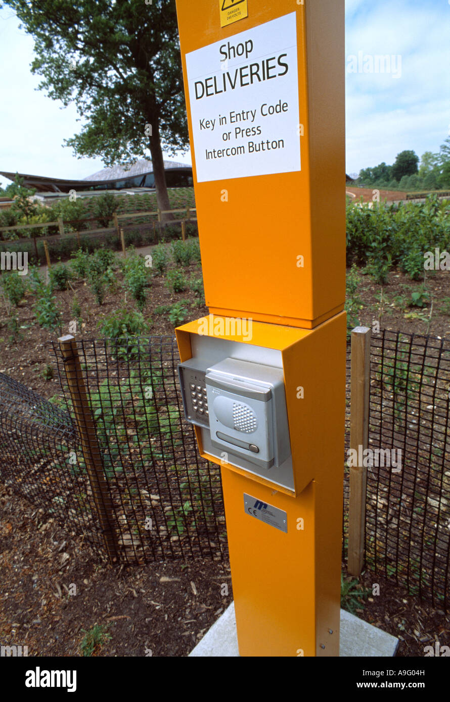 Intercommunication hi-res stock photography and images - Alamy