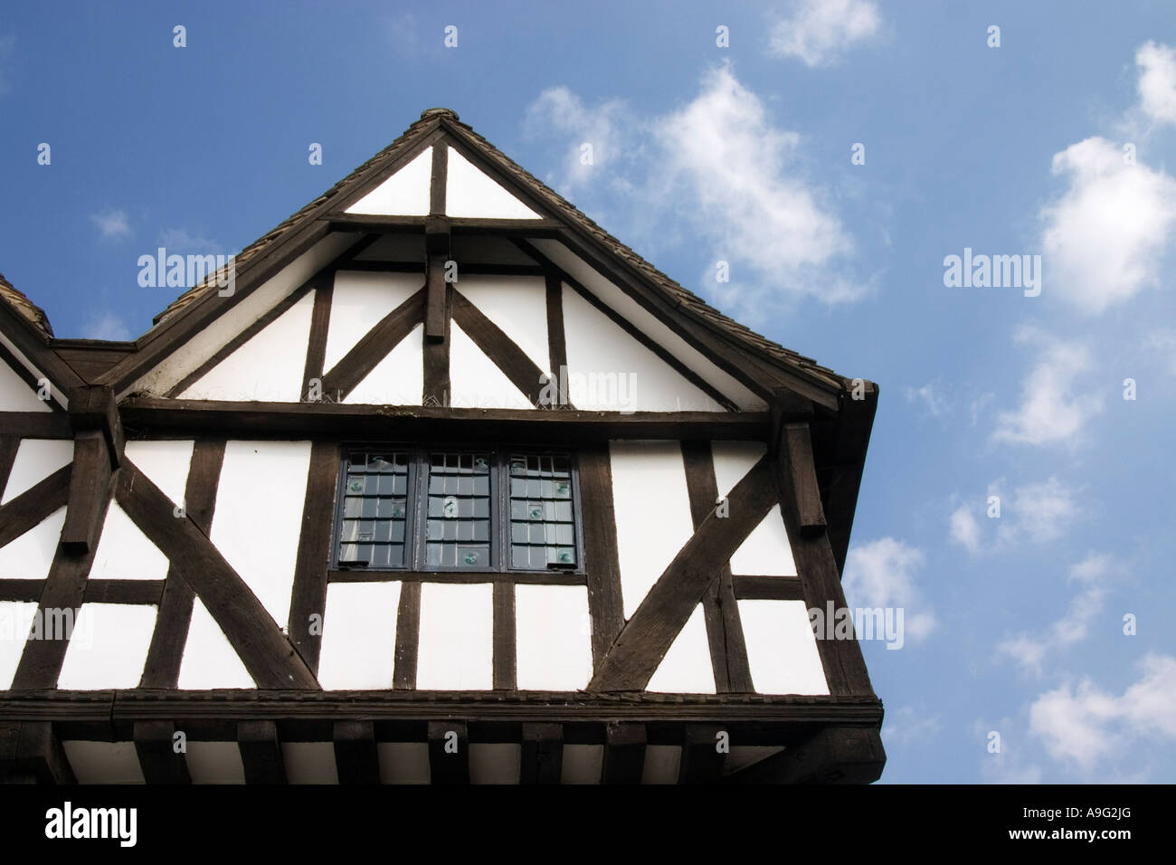 Leigh pemberton house tudor building hi-res stock photography and ...