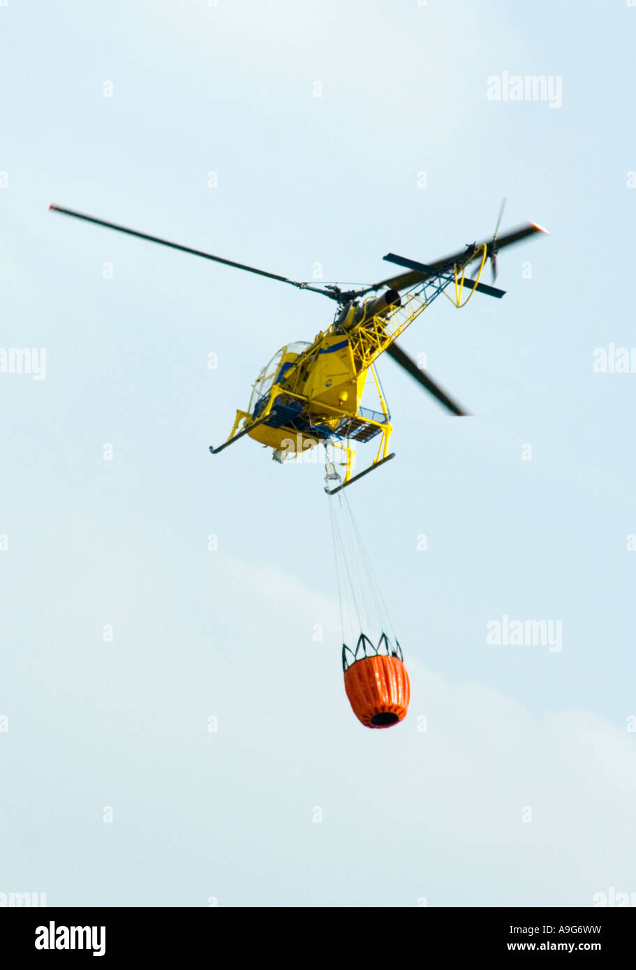 Helicopter water rescue overhead hi-res stock photography and images ...