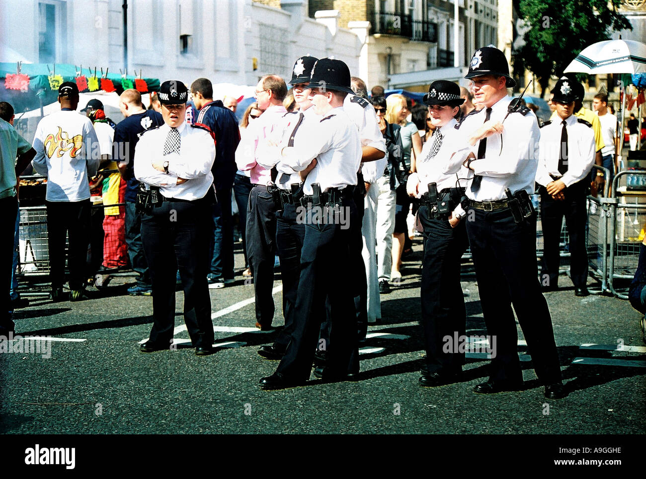 English bobbys hi-res stock photography and images - Alamy