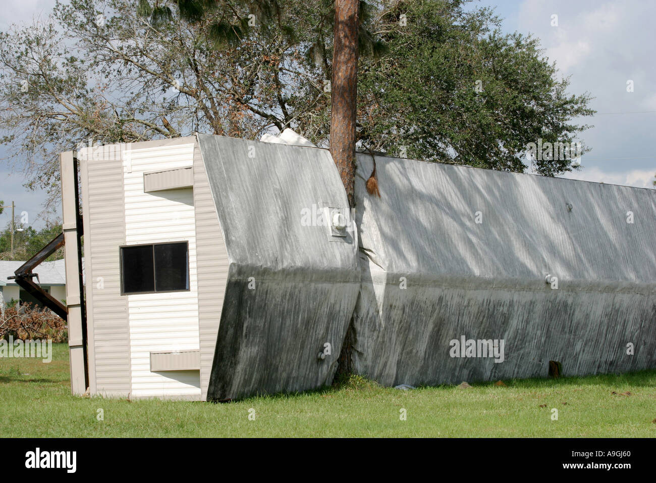 Strong powerful tornado hurricane hi-res stock photography and images ...