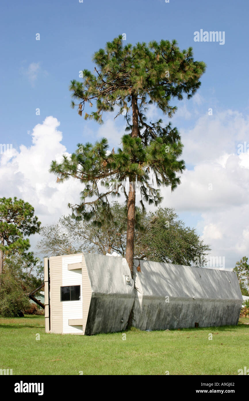 Strong powerful tornado hurricane hi-res stock photography and images ...