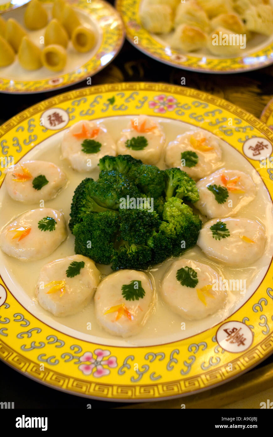 Fangshan Imperial Kitchen Restaurant abalone and broccoli dish, Beijing ...
