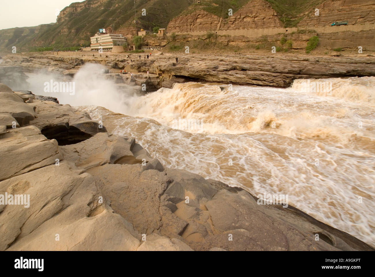 Yellow River (Huang He) at Hukou waterfalls Shanxi province with ...