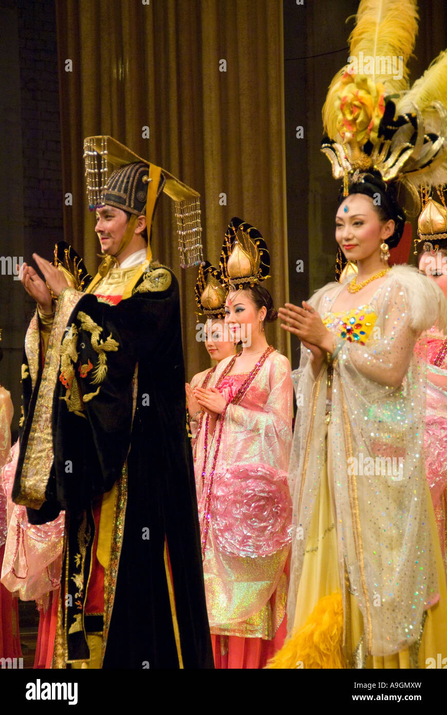 Xi'an Tang dynasty dance troupe in performance of The Silk Road Stock ...