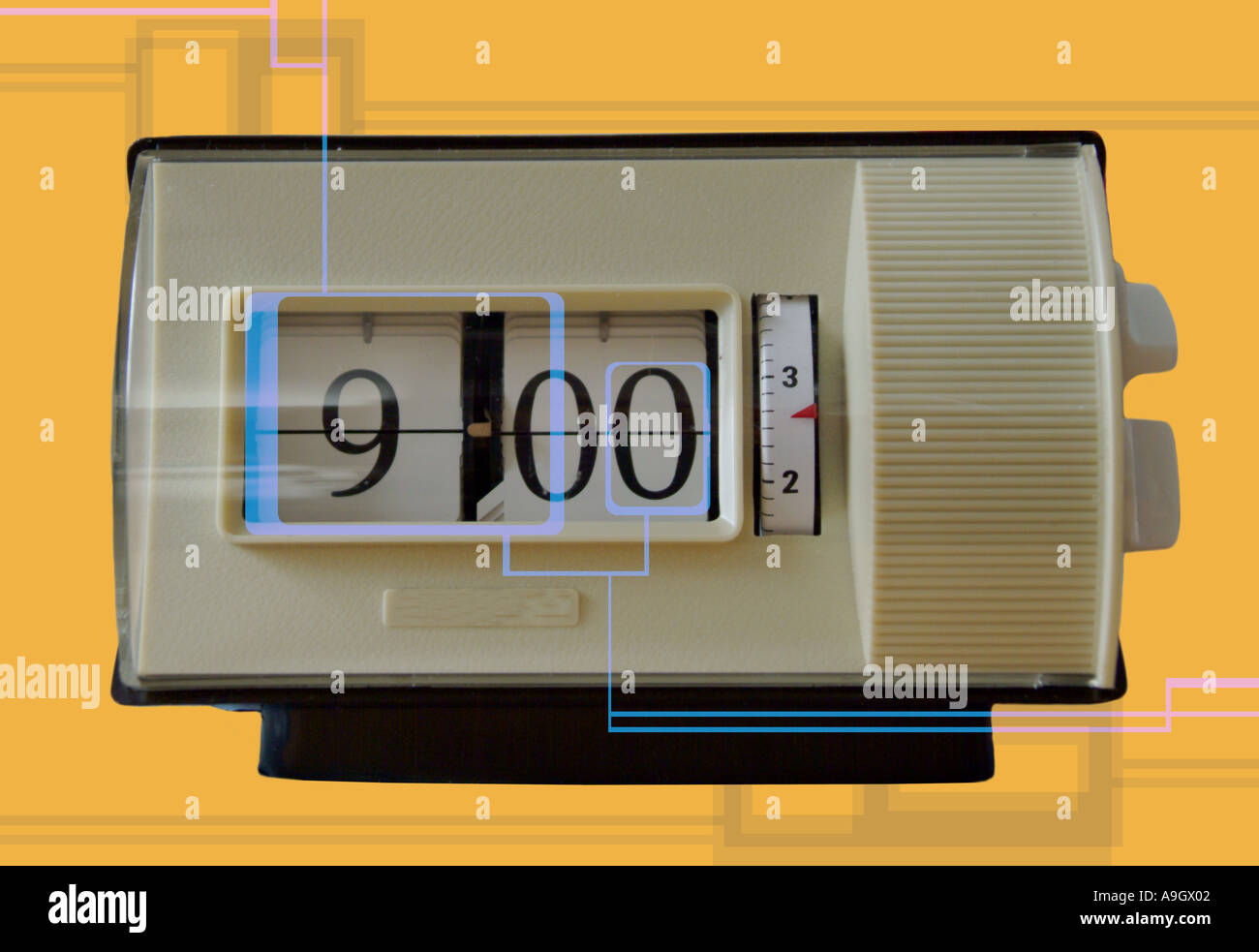 Clock 9 00 hi-res stock photography and images - Alamy