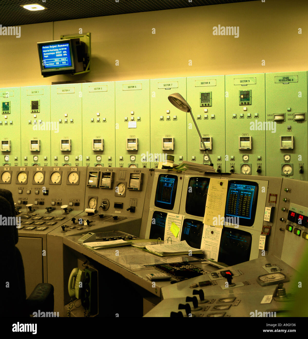 Magnox Nuclear Power Station Control Room at Oldbury Avon England Stock ...