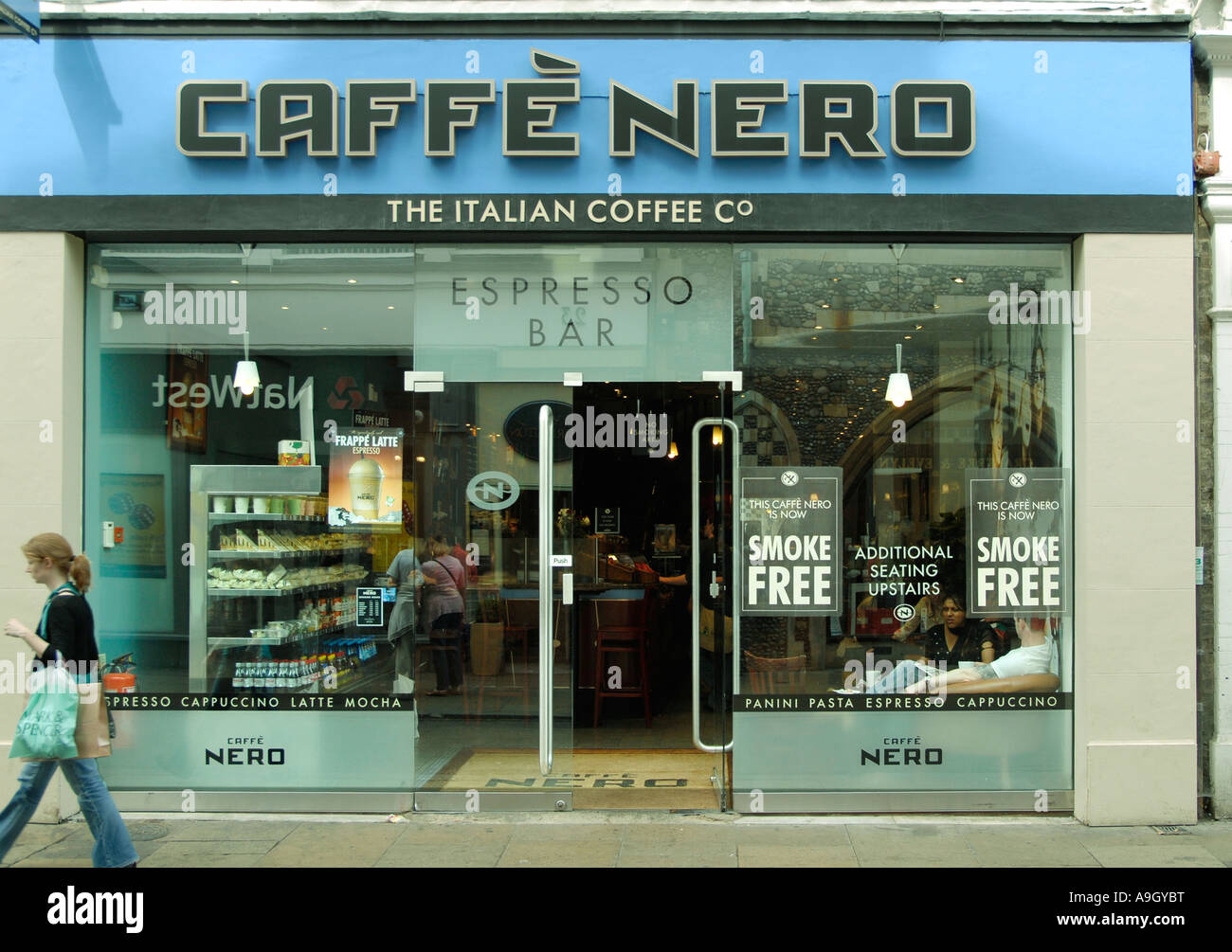 A Cafe Nero Coffee shop in Cambridge advertising its No Smoking policy ...