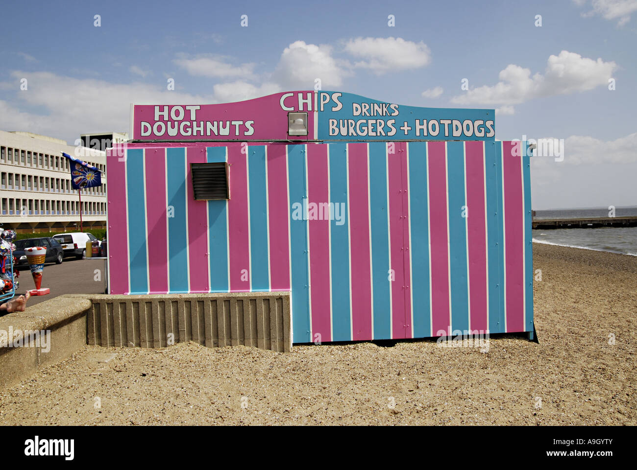 Beach hut in Southend selling food Stock Photo - Alamy