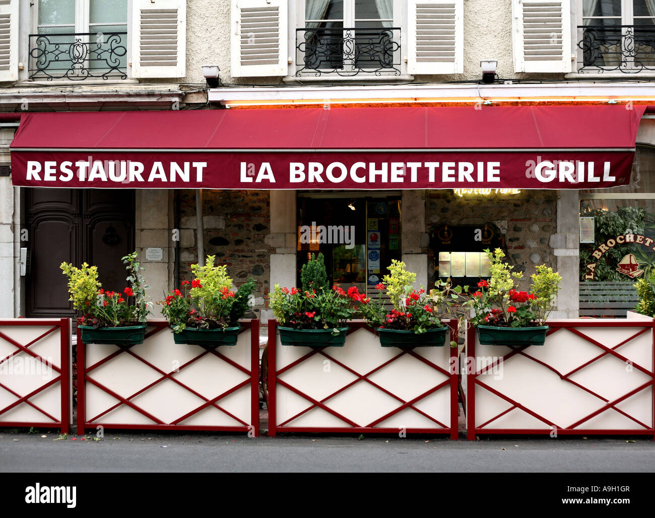 French Typical Bistro High Resolution Stock Photography and Images - Alamy