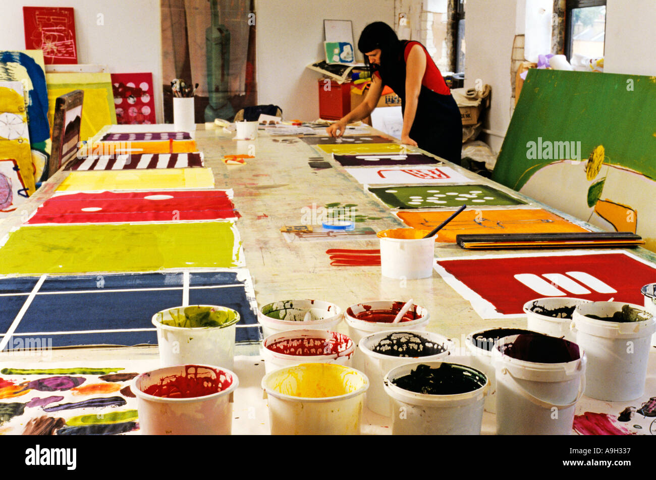 Silk screen printing on fabric hi-res stock photography and images - Alamy