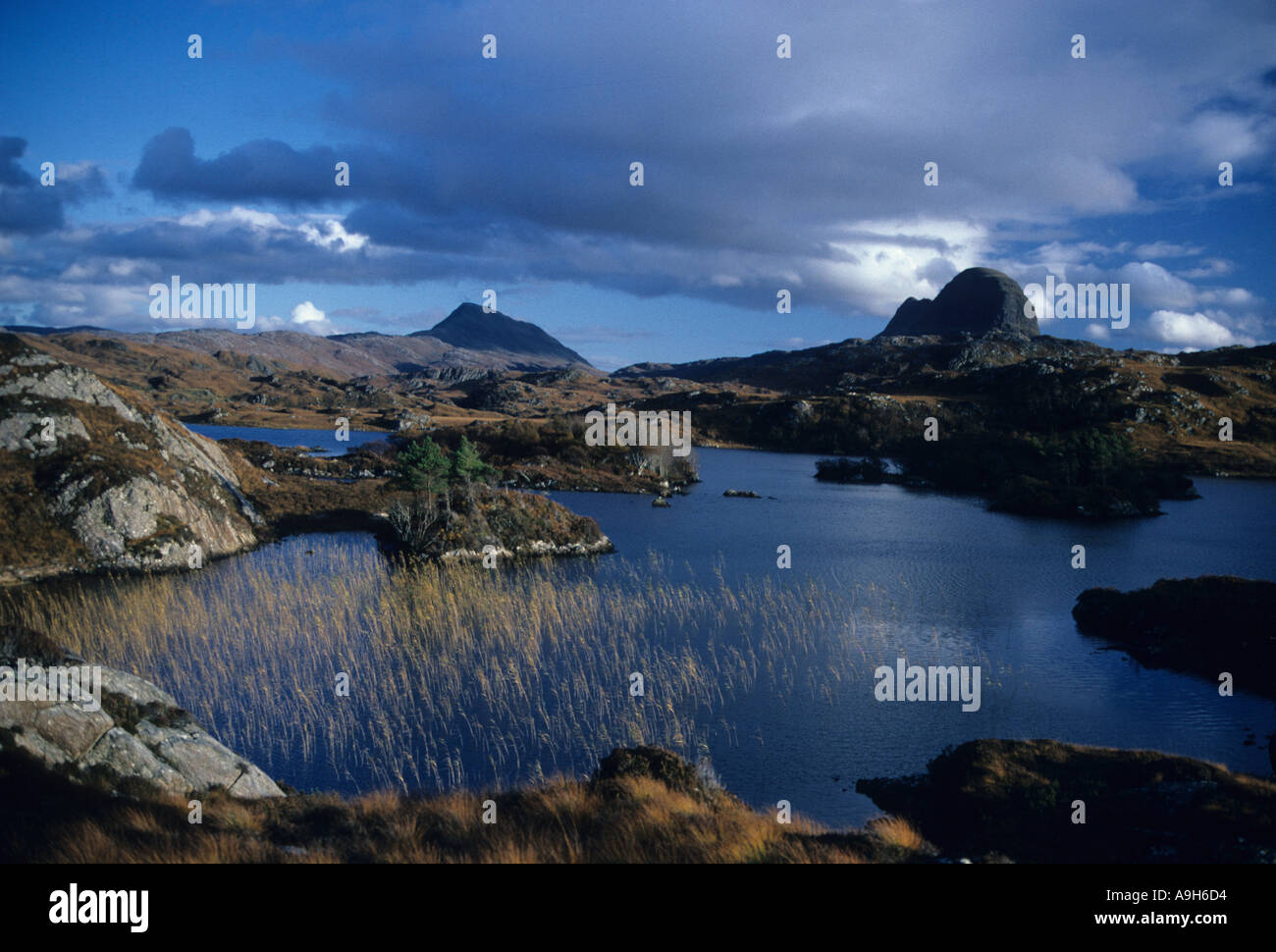 Loch Loch Druim Suilven Sutherland Suardalain in foreground Stock Photo ...