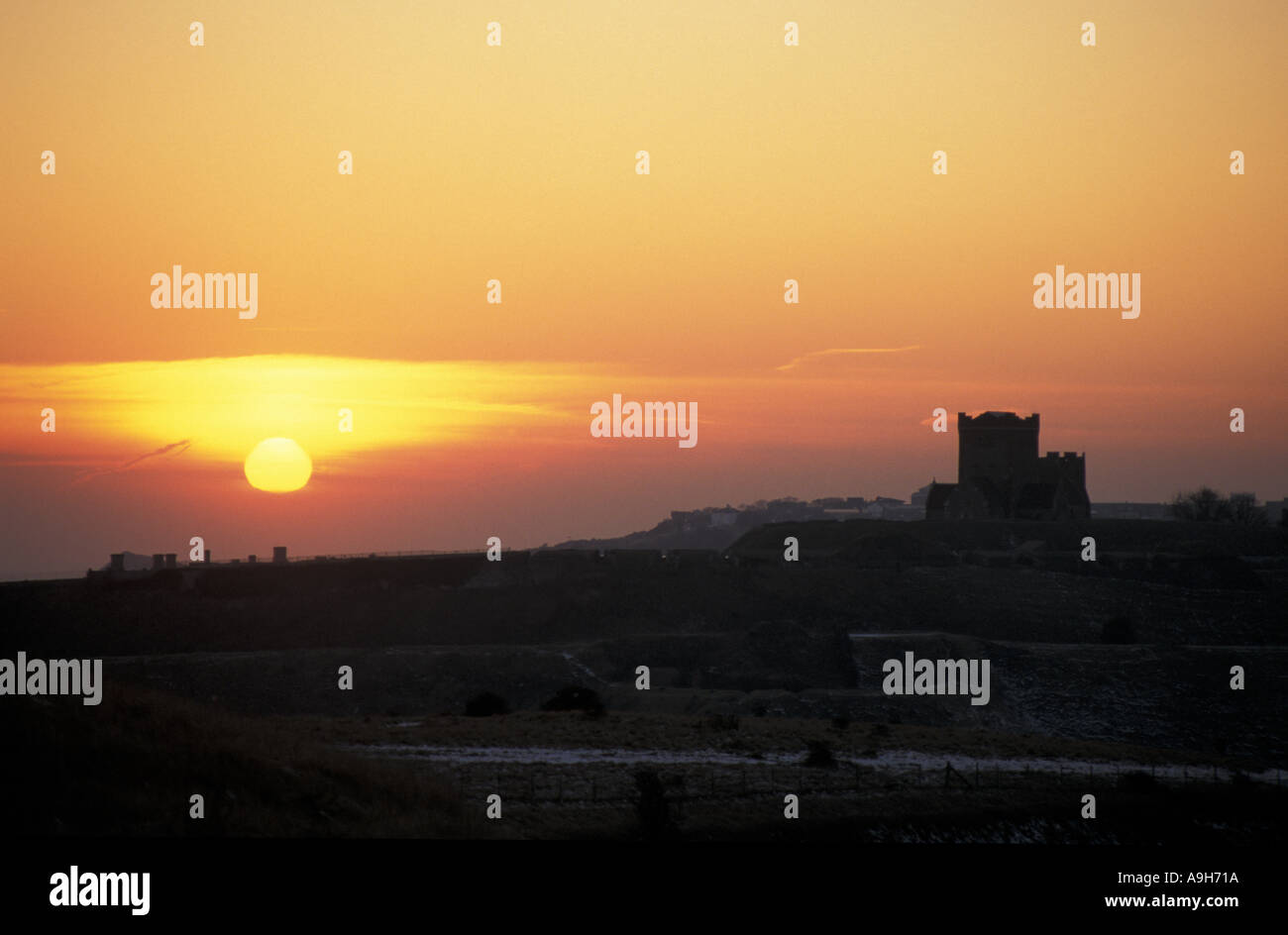 Dover castle kent in hi-res stock photography and images - Alamy
