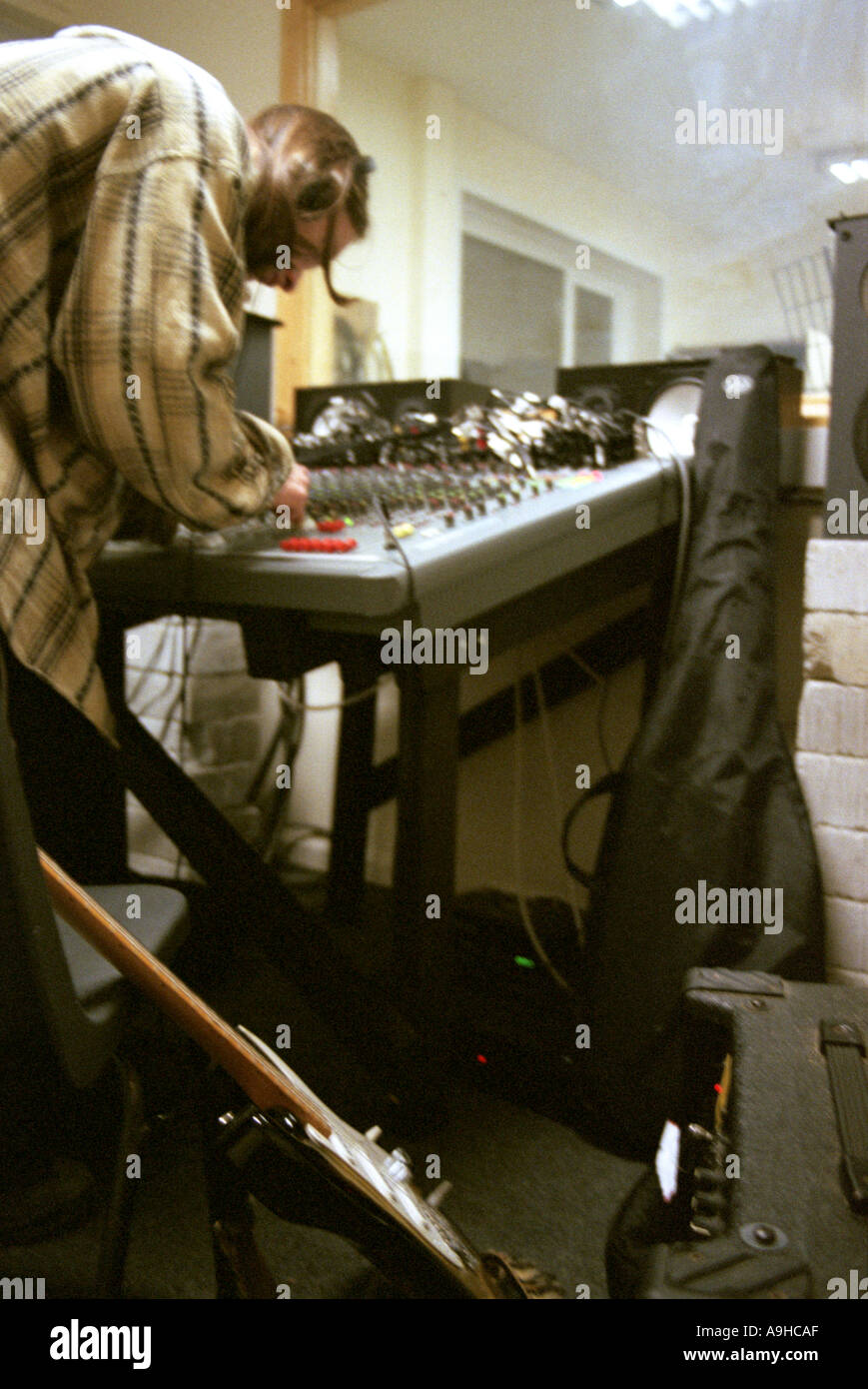 Hunched over desk hi-res stock photography and images - Alamy