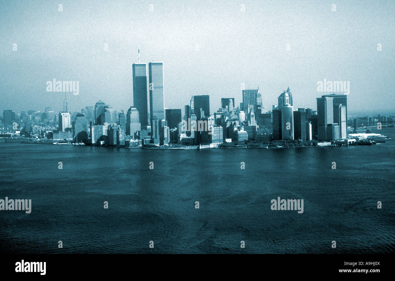 Ariel View Of Manhattan, Pre 9/11 Stock Photo - Alamy