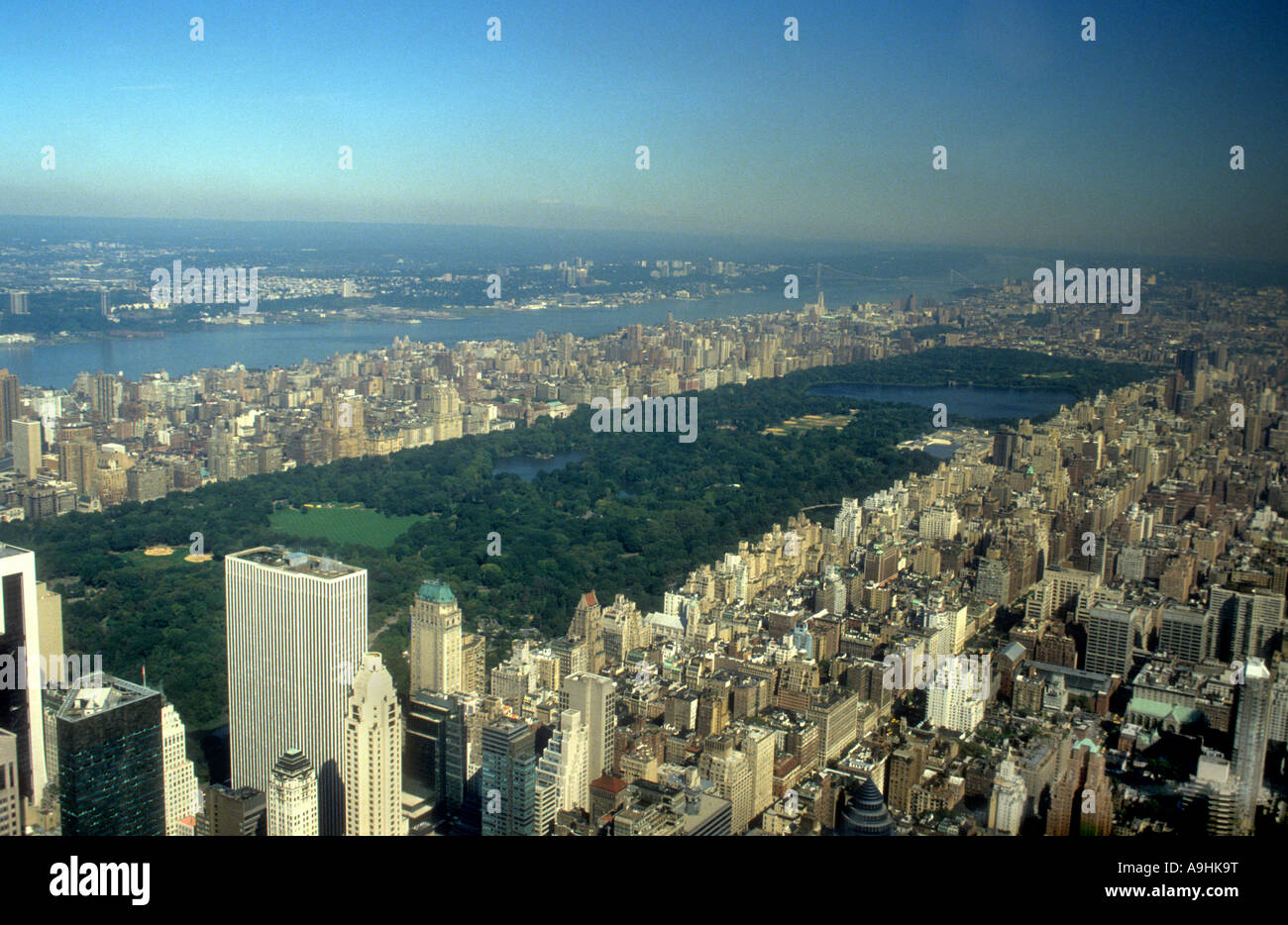 Central park nyc haze hi-res stock photography and images - Alamy