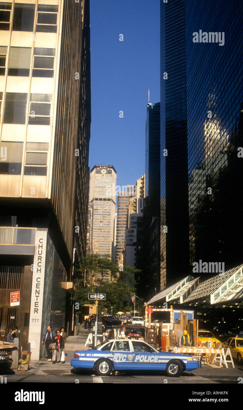 NYC Police Car Stock Photo - Alamy