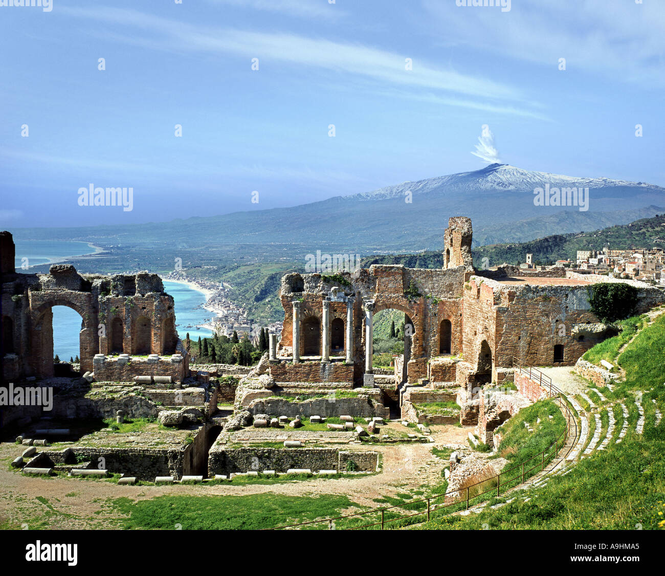 Taormina sicily art hi-res stock photography and images - Alamy