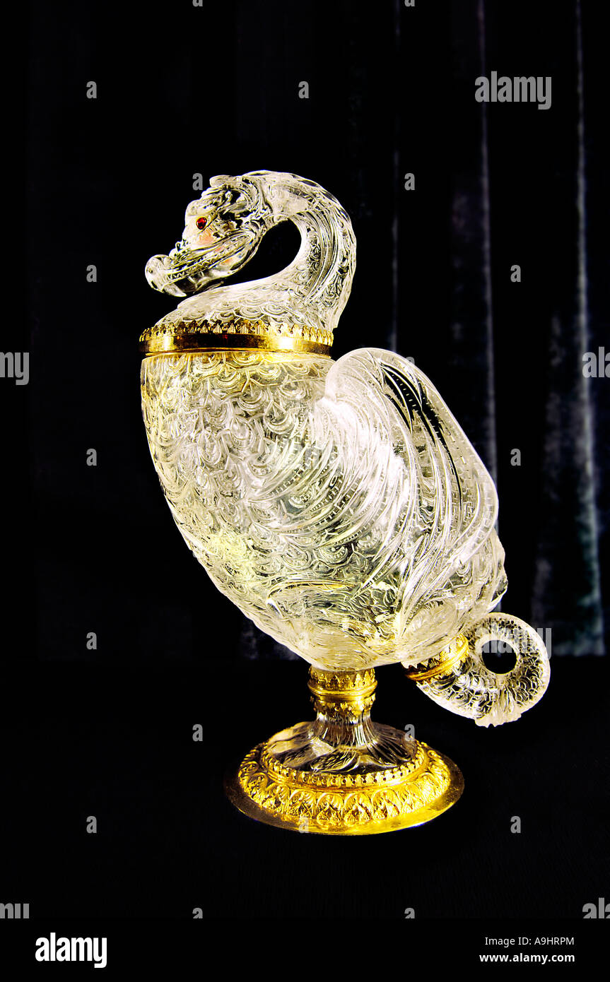 Crystal goblet historic hi-res stock photography and images - Alamy