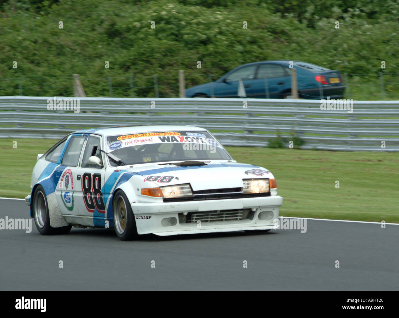 Rover SD1 5150 Racing at Oulton Park Motor Racing Circuit Cheshire ...