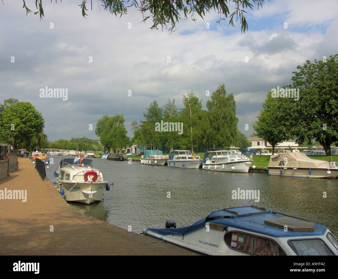 River great ouse marina ely hi-res stock photography and images - Alamy