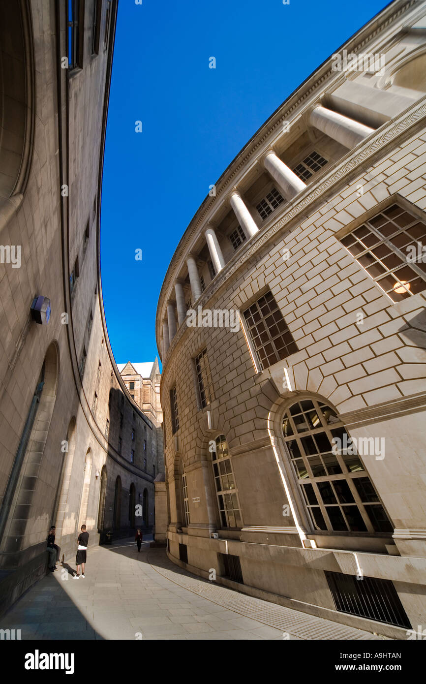 Library walk manchester hi-res stock photography and images - Alamy