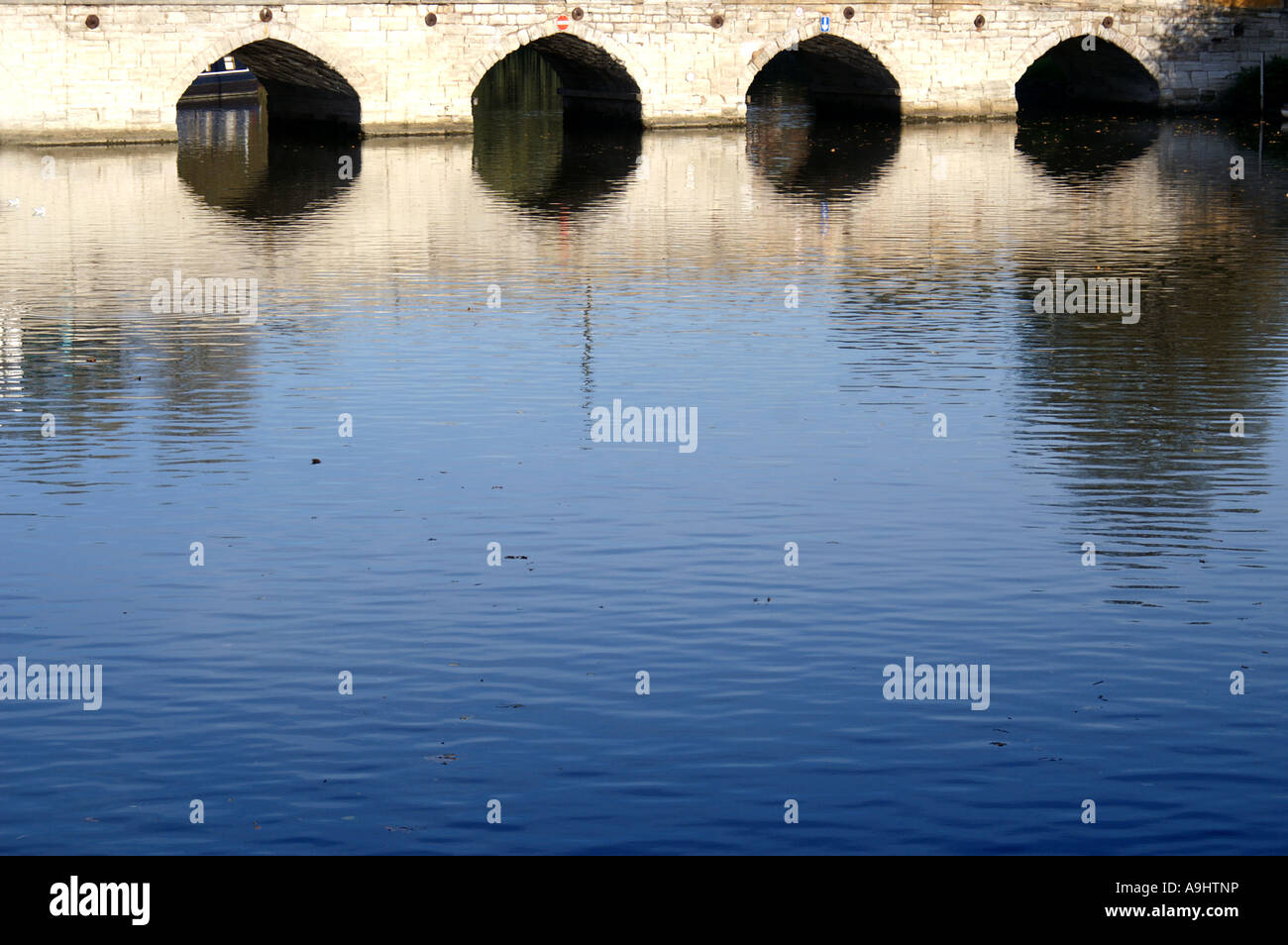 Bridge over River Avon England Stock Photo - Alamy