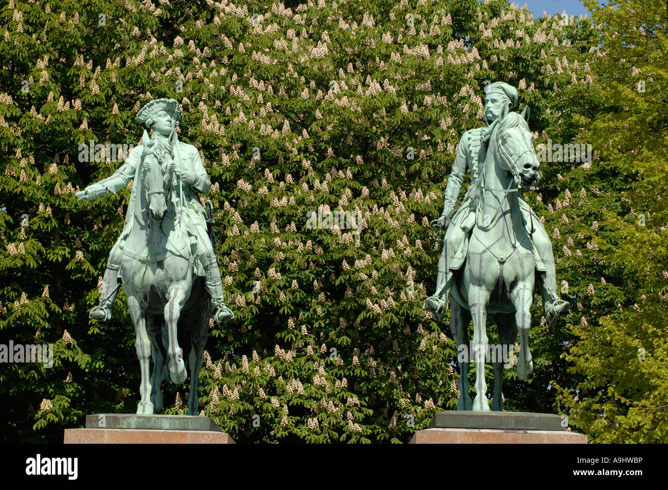 Bronze figurines Duke Karl Wilhelm Ferdinand and Duke Friedrich Wilhelm ...