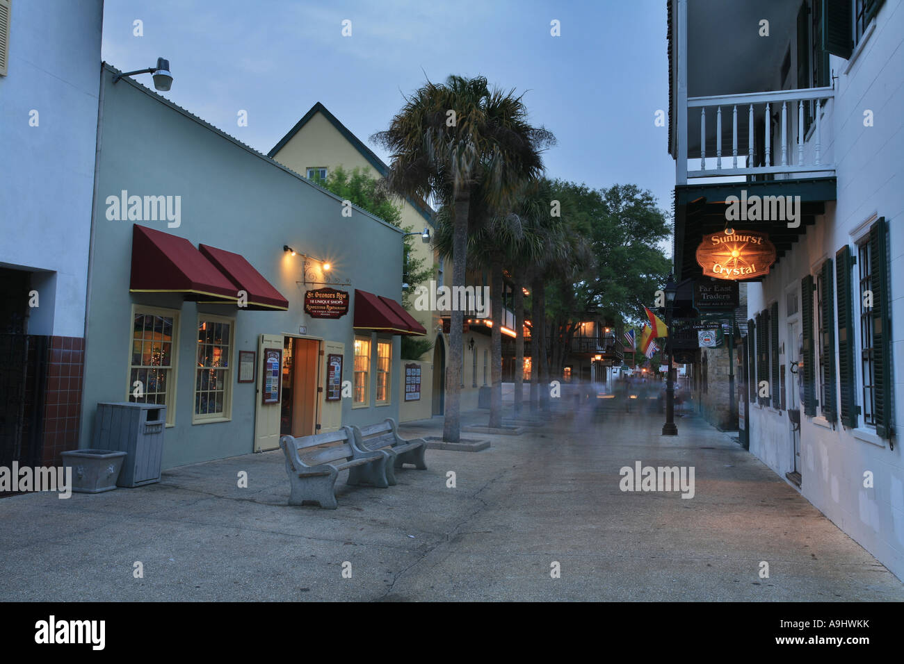 St george street hi-res stock photography and images - Alamy