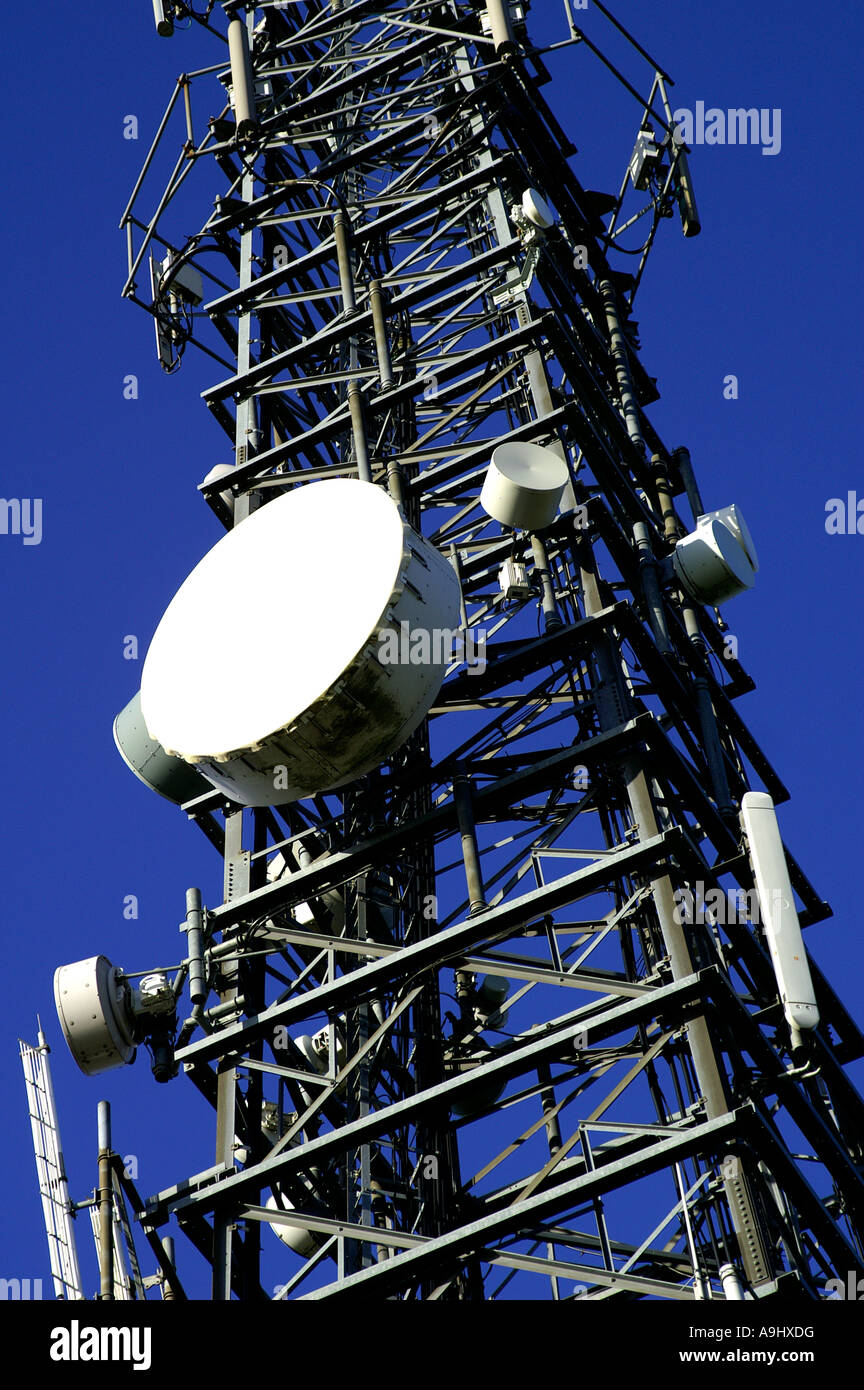 Telecommunication mast near Cheltonham UK Stock Photo - Alamy