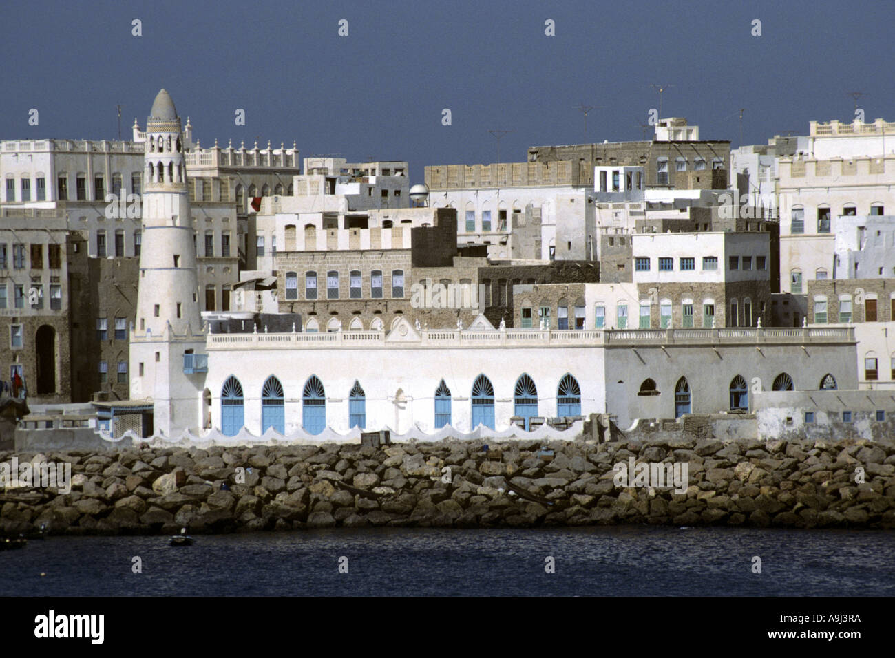 mosque and living houses, Yemen, Mukalla Stock Photo - Alamy