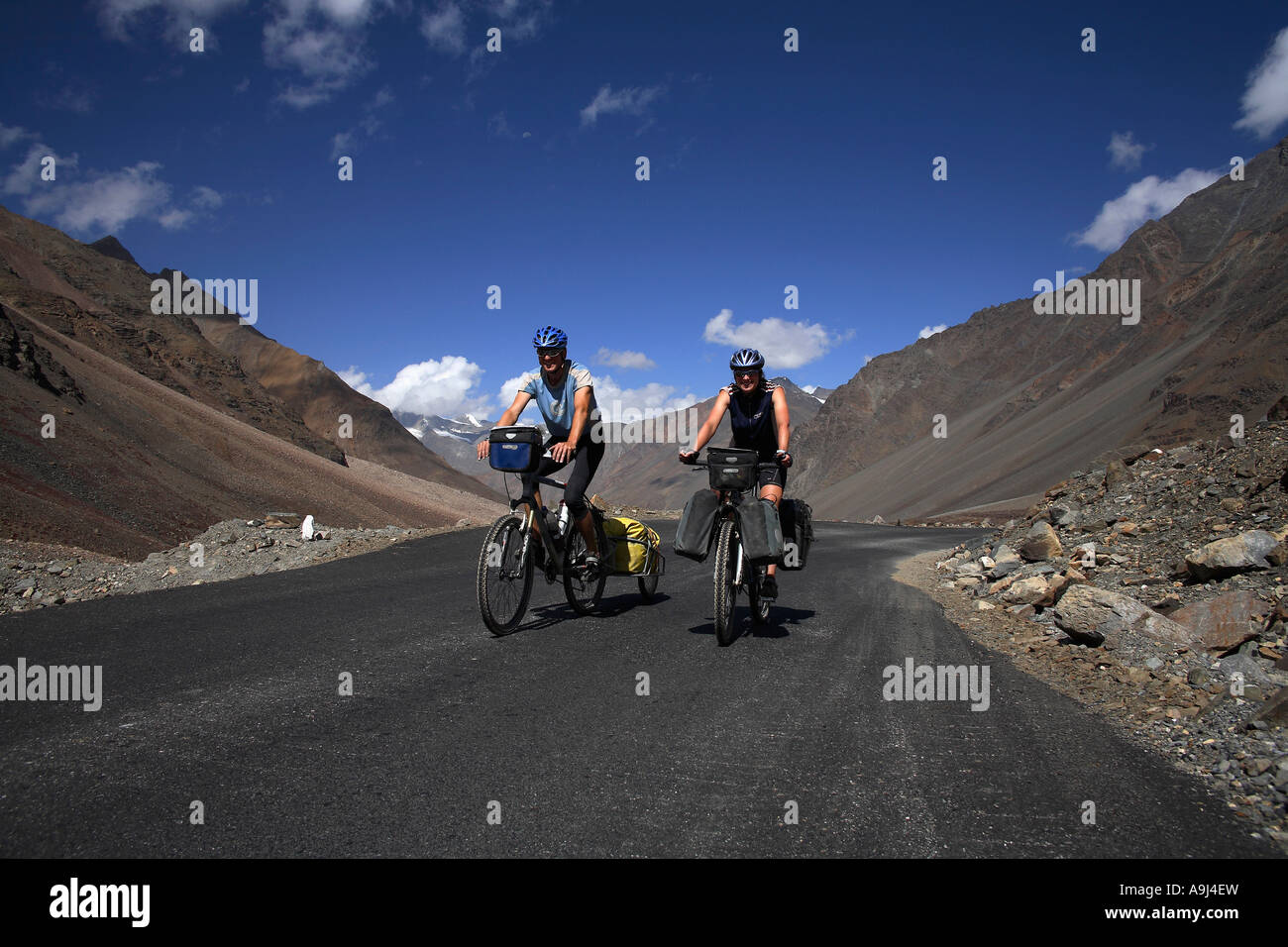 India helmet man free hi-res stock photography and images - Alamy