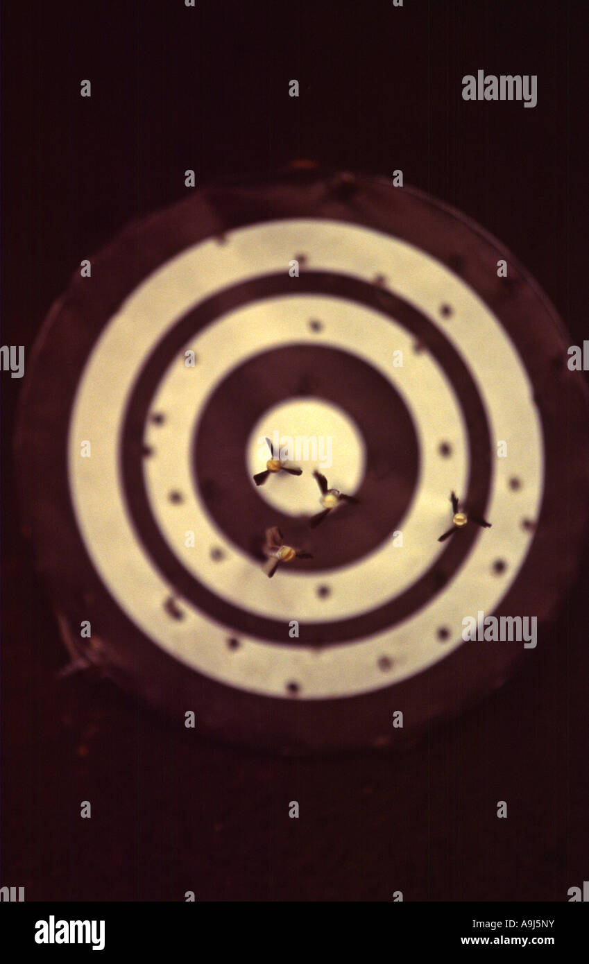 A target full of arrows Stock Photo - Alamy