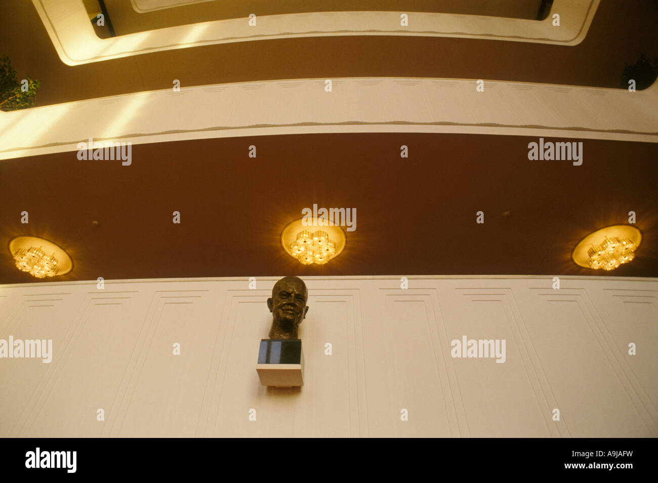 Interior jfk performing arts center hi-res stock photography and images ...