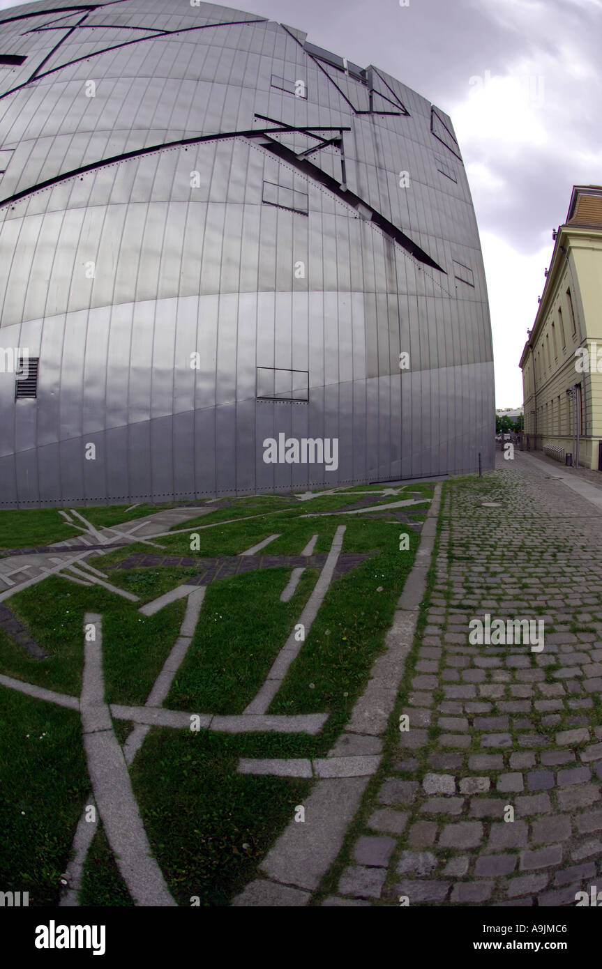 Liebeskind Berlin High Resolution Stock Photography and Images - Alamy