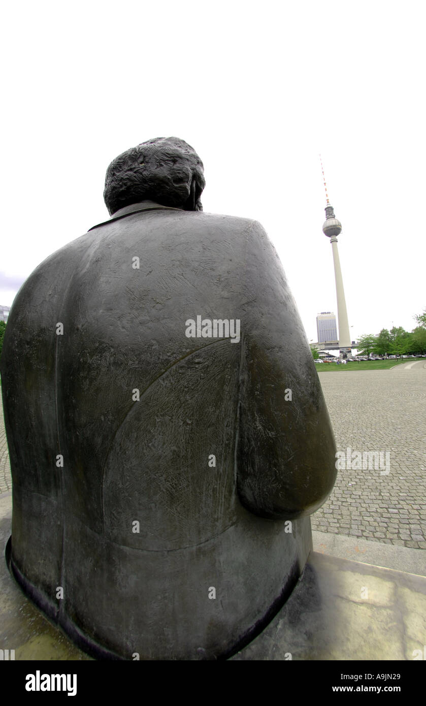 Alexanderplatz Berlin Deutschland Germany sculpture Marx karl statue ...
