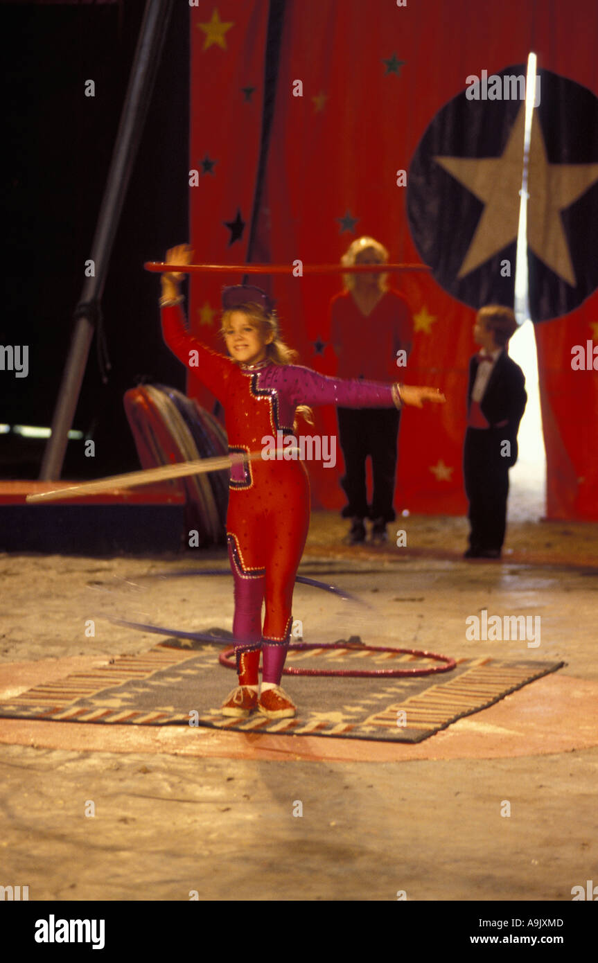 Bentley Bros. Brothers circus young girl hula hoop performer American ...