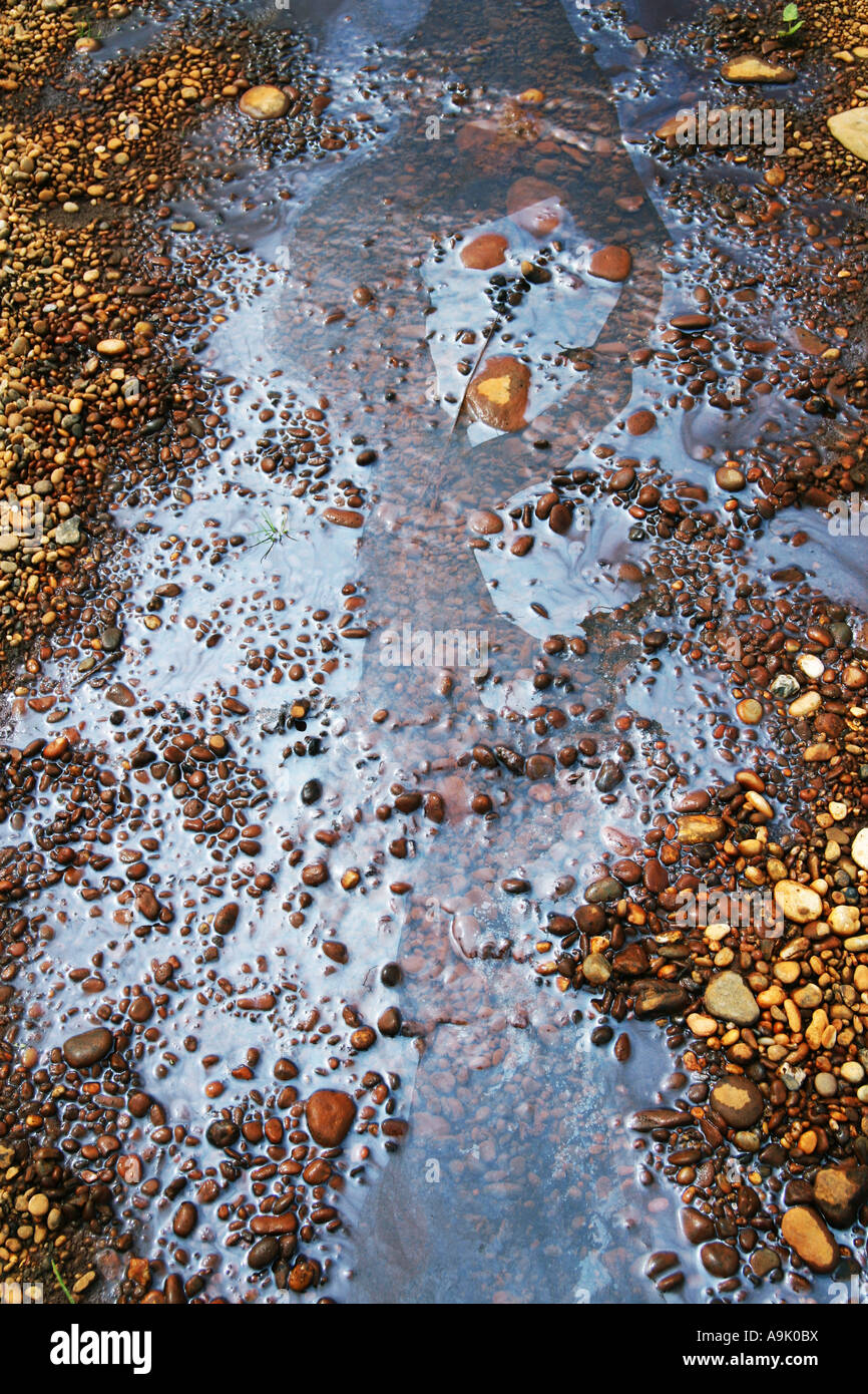 Oil spillage hi-res stock photography and images - Alamy