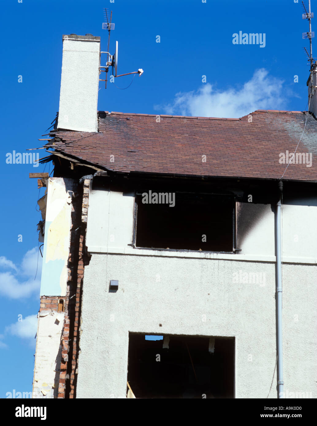 Derelict house fire damage hi-res stock photography and images - Alamy