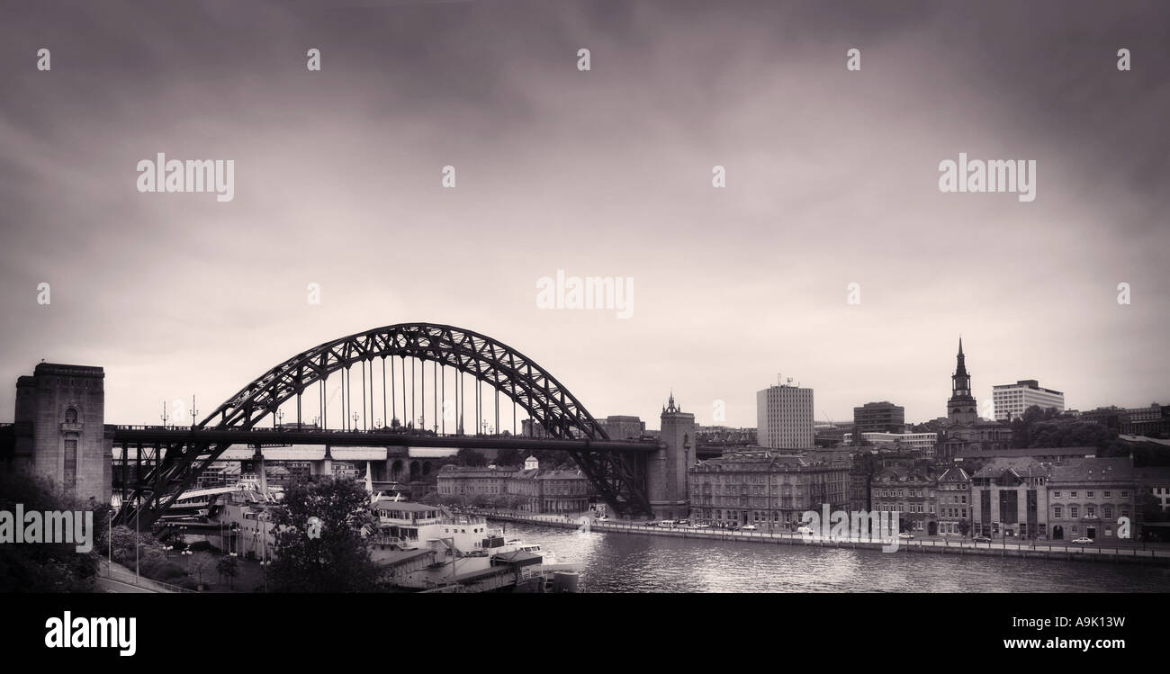 Panoramic view river bridge hi-res stock photography and images - Alamy