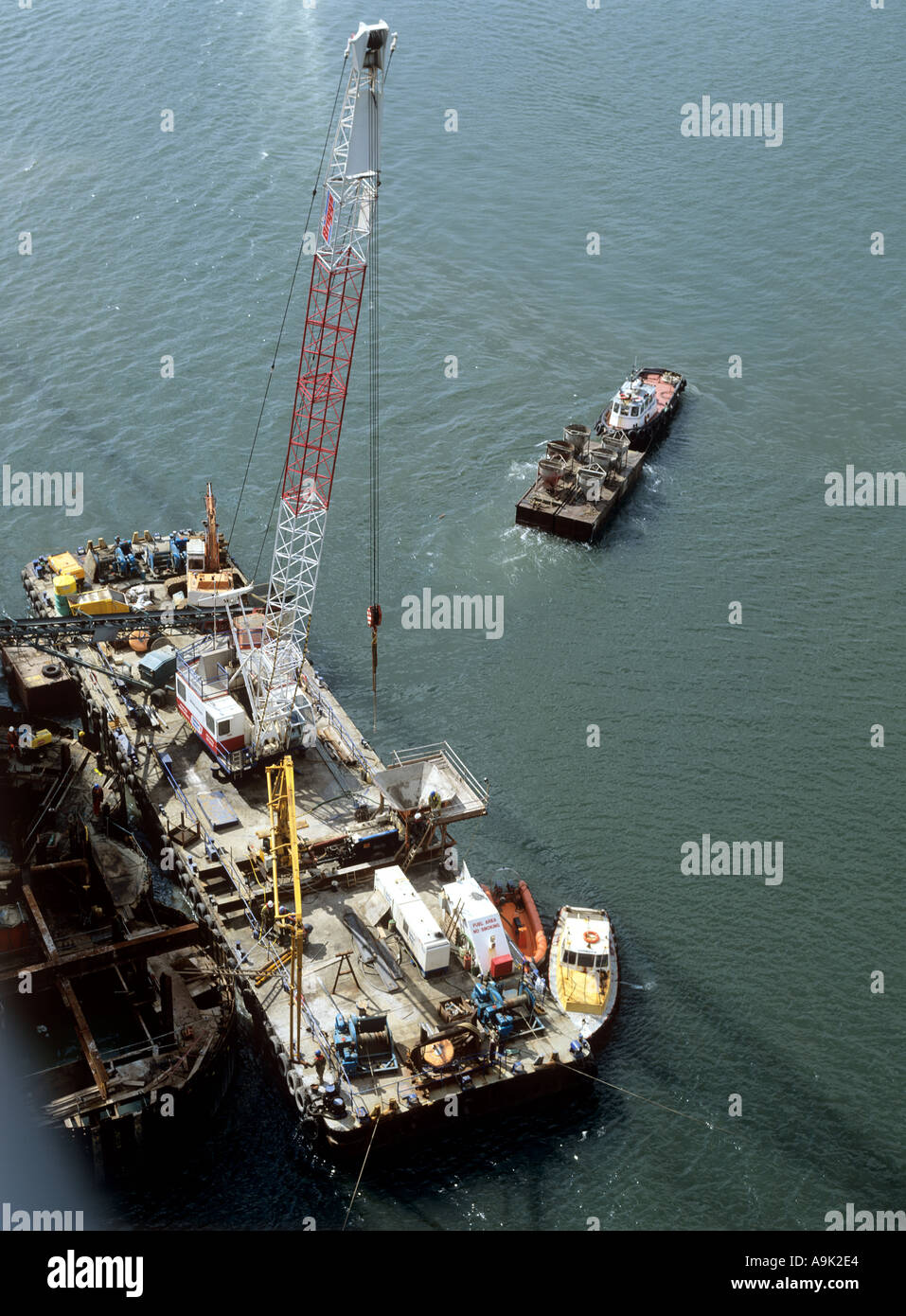 Barge engineering hi-res stock photography and images - Alamy