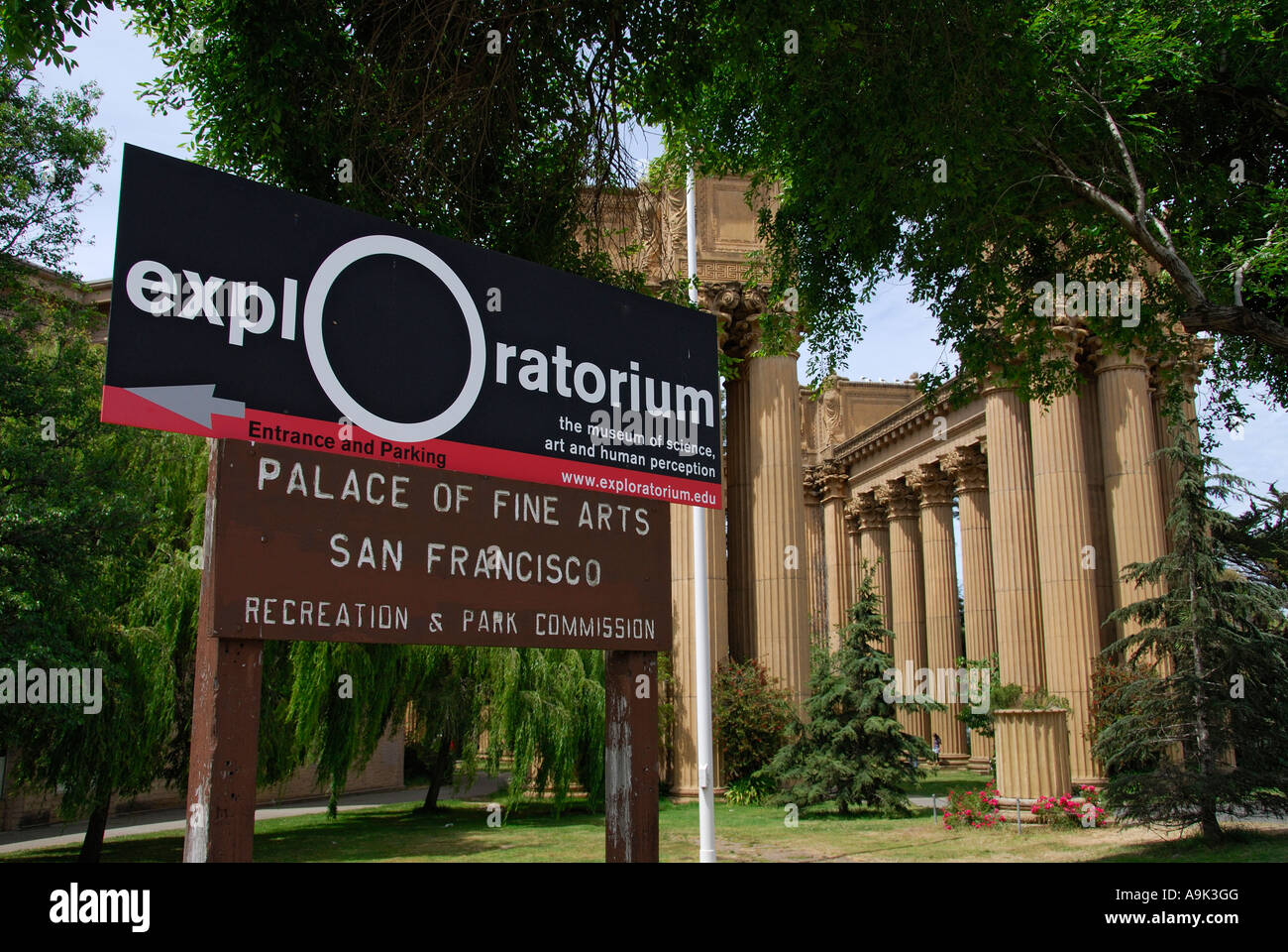 What if science exhibition hi-res stock photography and images - Alamy