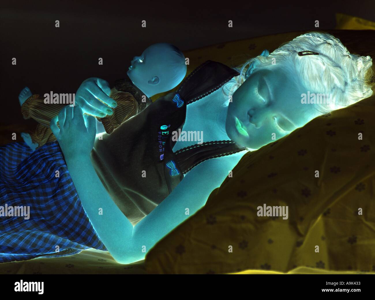 Kids top view sleeping hi-res stock photography and images - Alamy