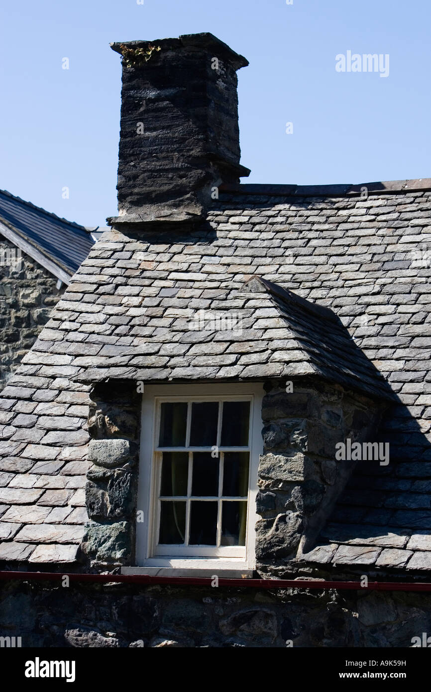 Slate roof of a cottage in Dolgellau Gwynedd Wales May 2007 Stock Photo ...