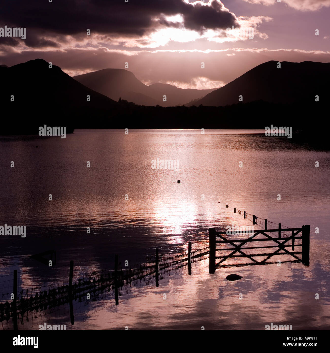 Derwent water sunset Stock Photo - Alamy