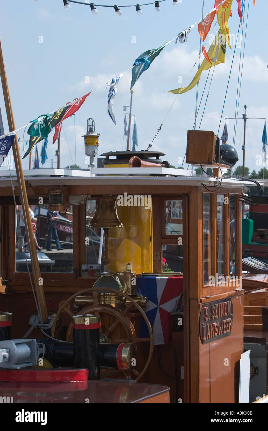 Steamboats hi-res stock photography and images - Alamy