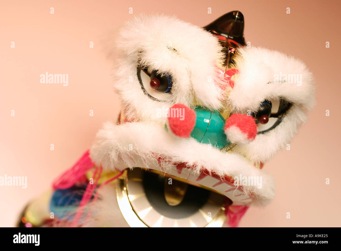 Lion dance ornament hi-res stock photography and images - Alamy