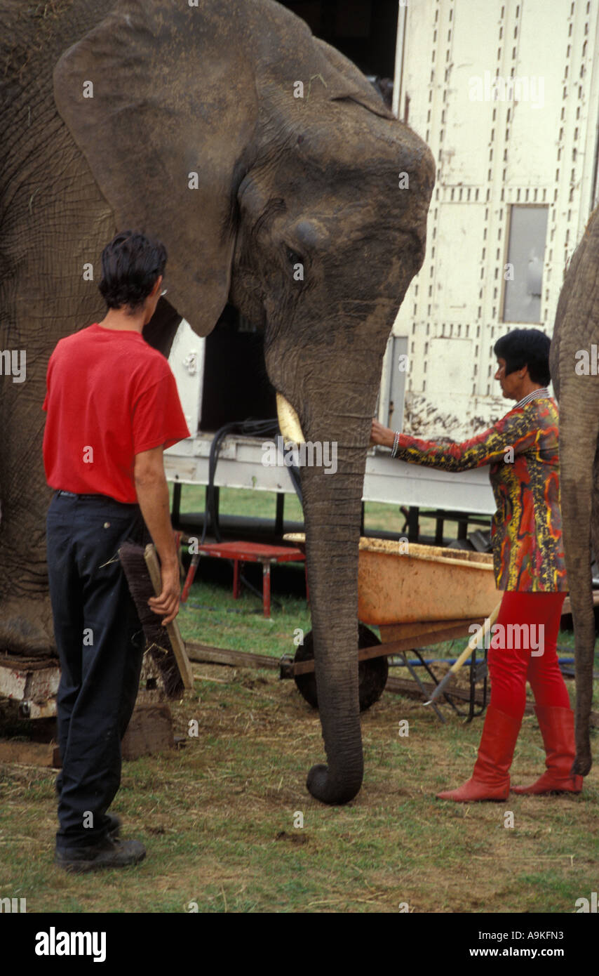 Bentley Bros. Brothers circus asian elephant leaves truck roustabout ...